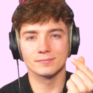 Mexify ist 26 Jahre alt und betreibt YouTube-Channel rund um Gaming und Unterhaltung. - Sieu Thi ...